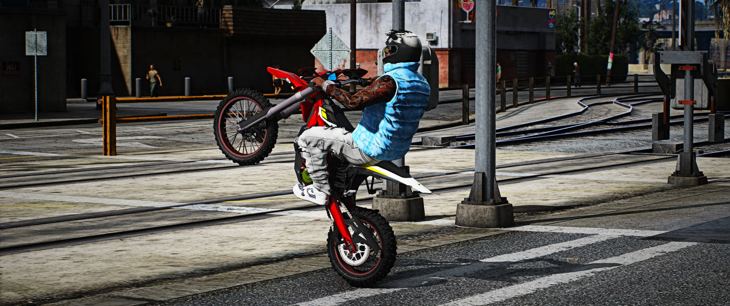 Surron Ultra Bee – AIO Cars FiveM